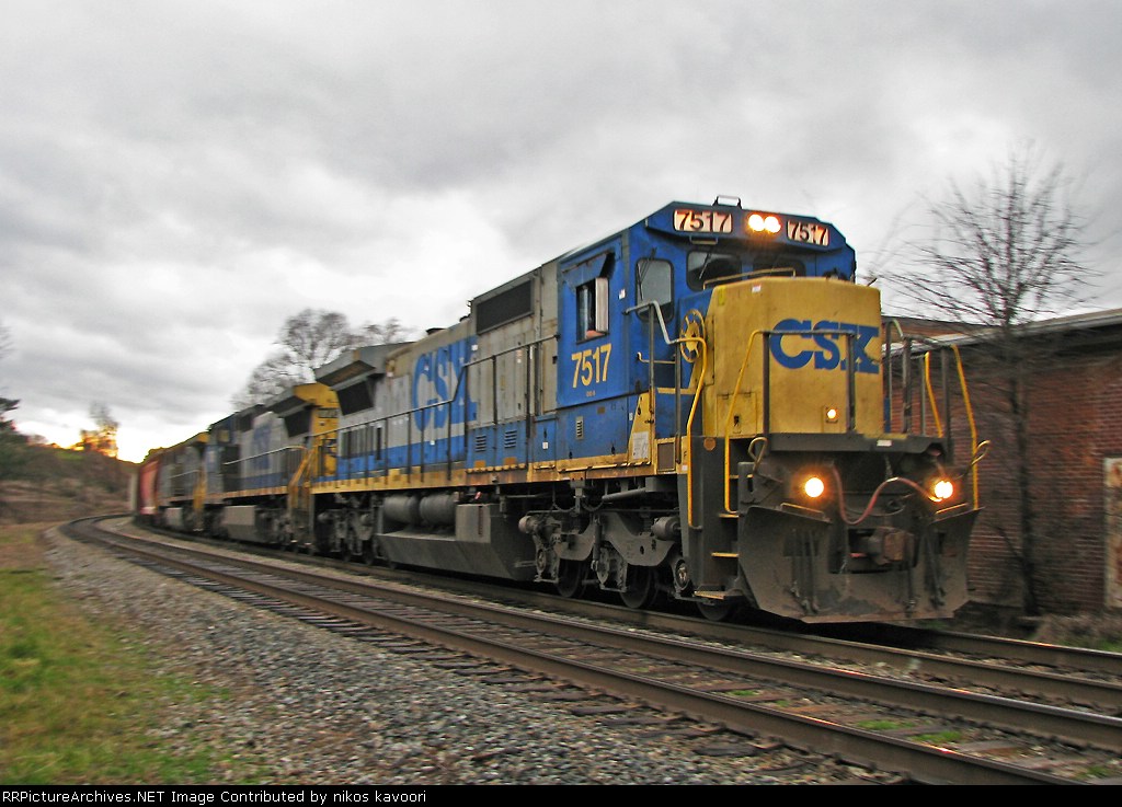 CSX 7515 pan shot